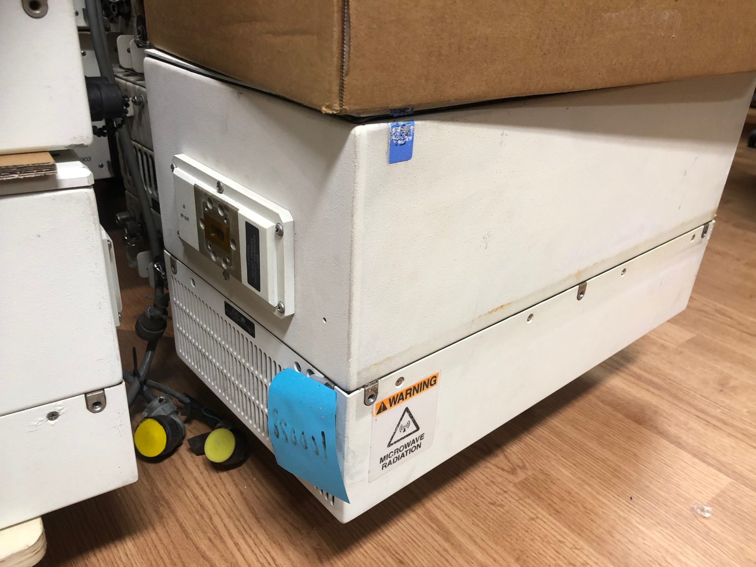 Xicom Outdoor TWTA XTD-400K Ku-band 400W amplifier