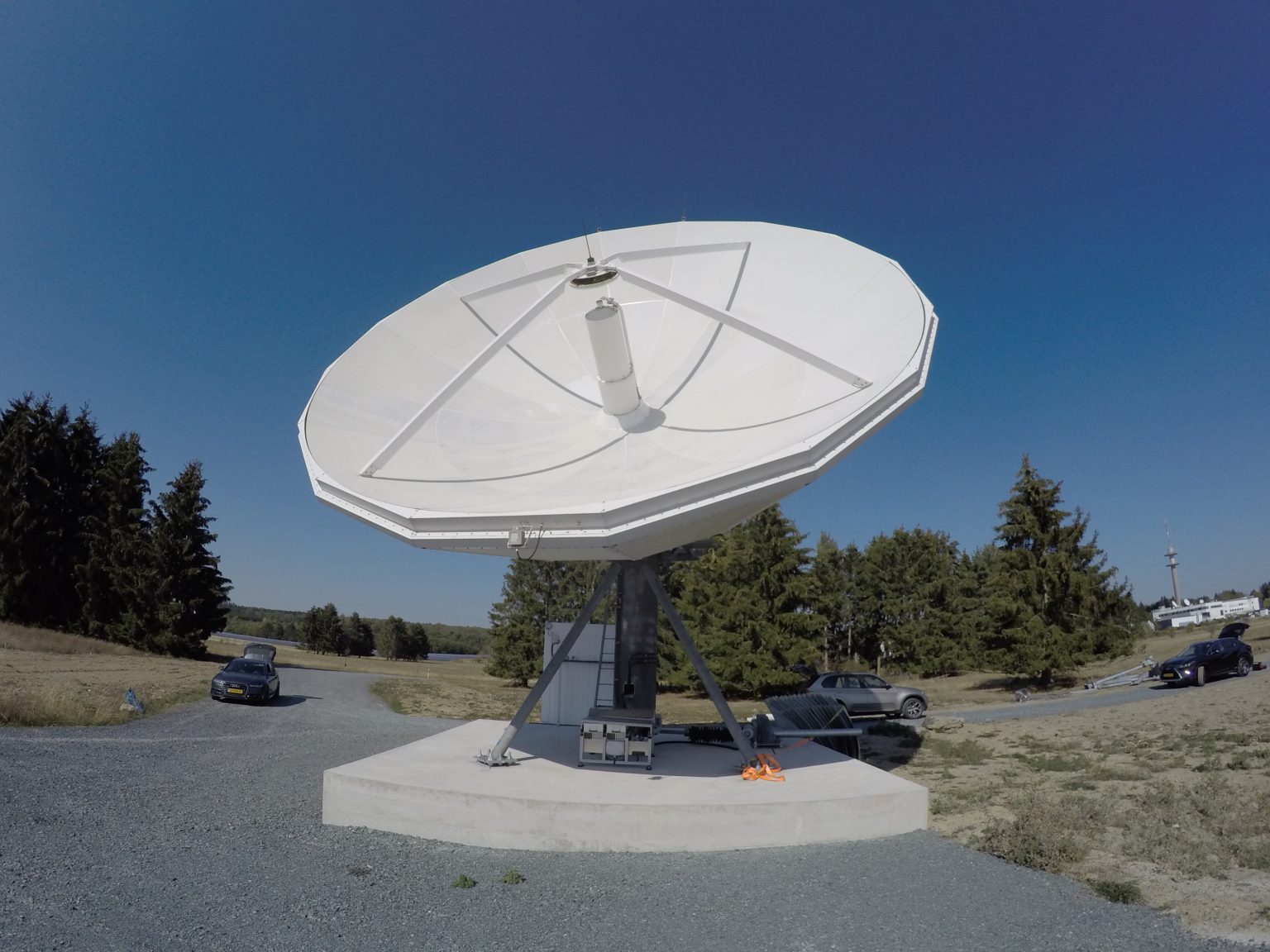 VertexRSI Satellite Earth Station Antennas (new and used)