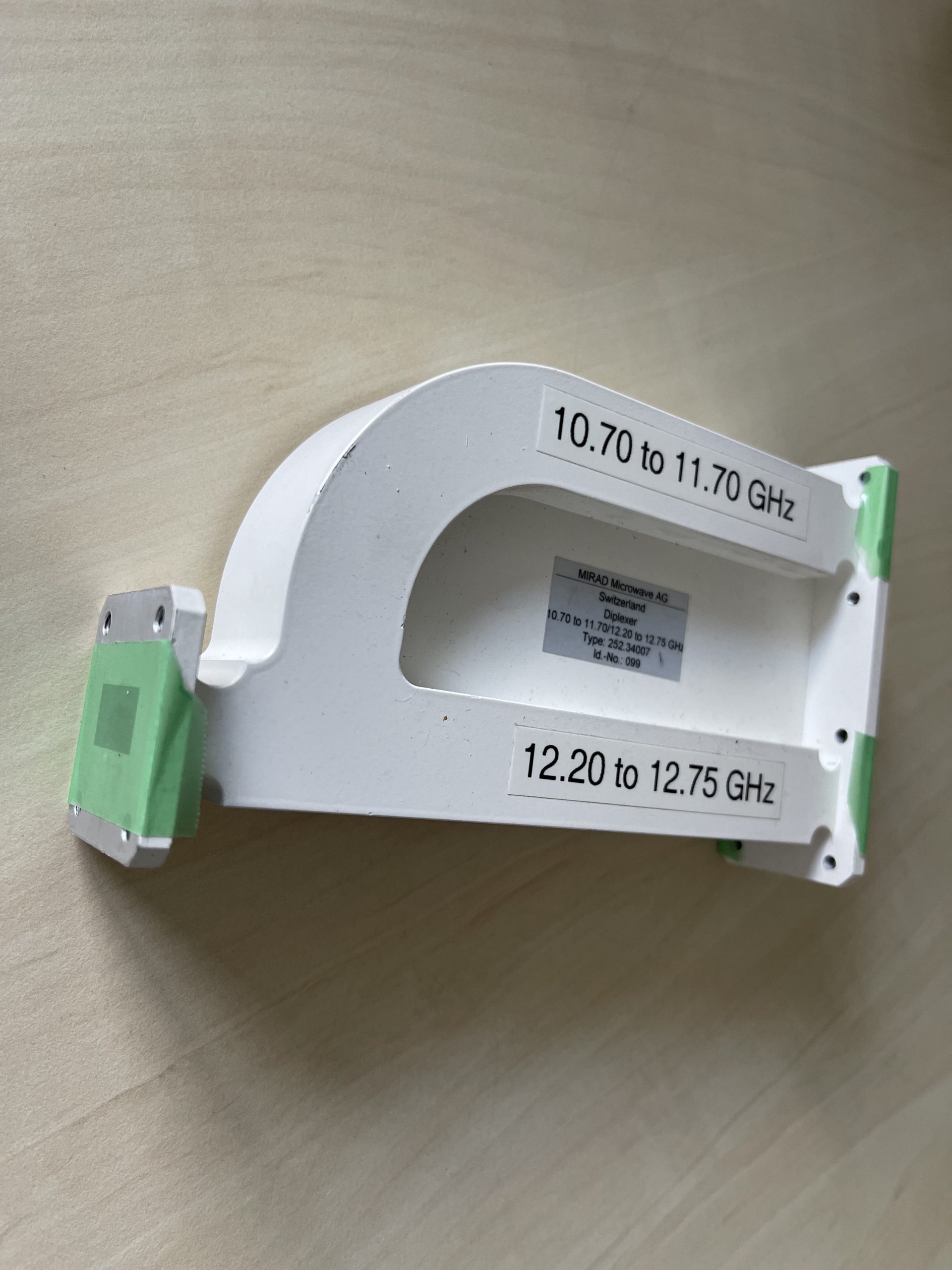 Waveguide Diplexers & Multiplexers